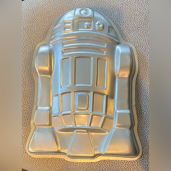 Wilton | Kitchen | Vintage Wilton R2 D2 Cake Pan Star Wars 98 | Poshmark